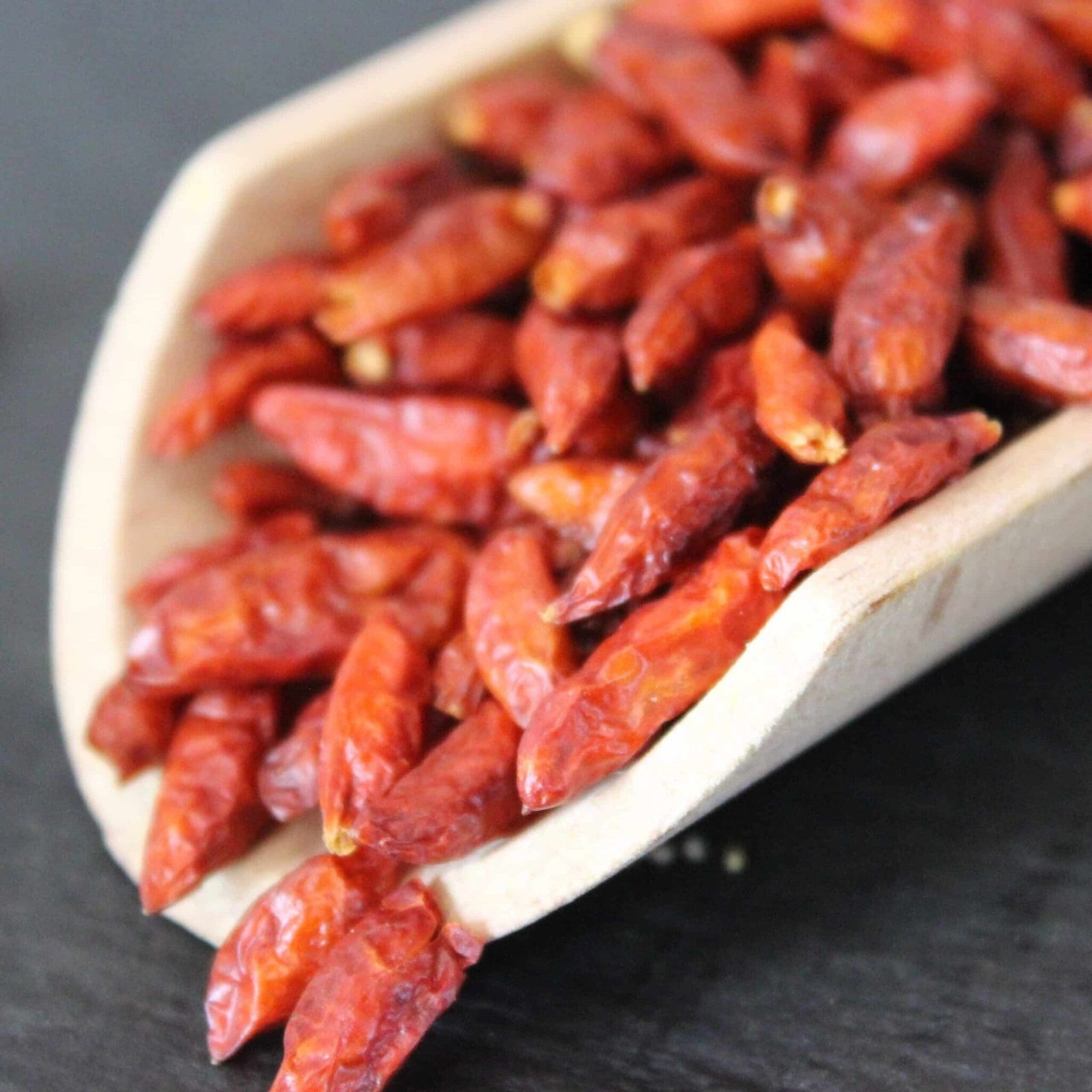 Piment oiseau ou Pili-pili rouge sec entier - Bio-Vrac